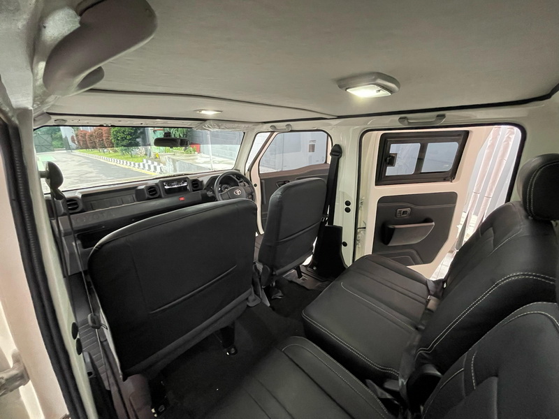 Double Cabin Toyota Hilux Rangga Shadeva - DSP Styling Karoseri dan ...
